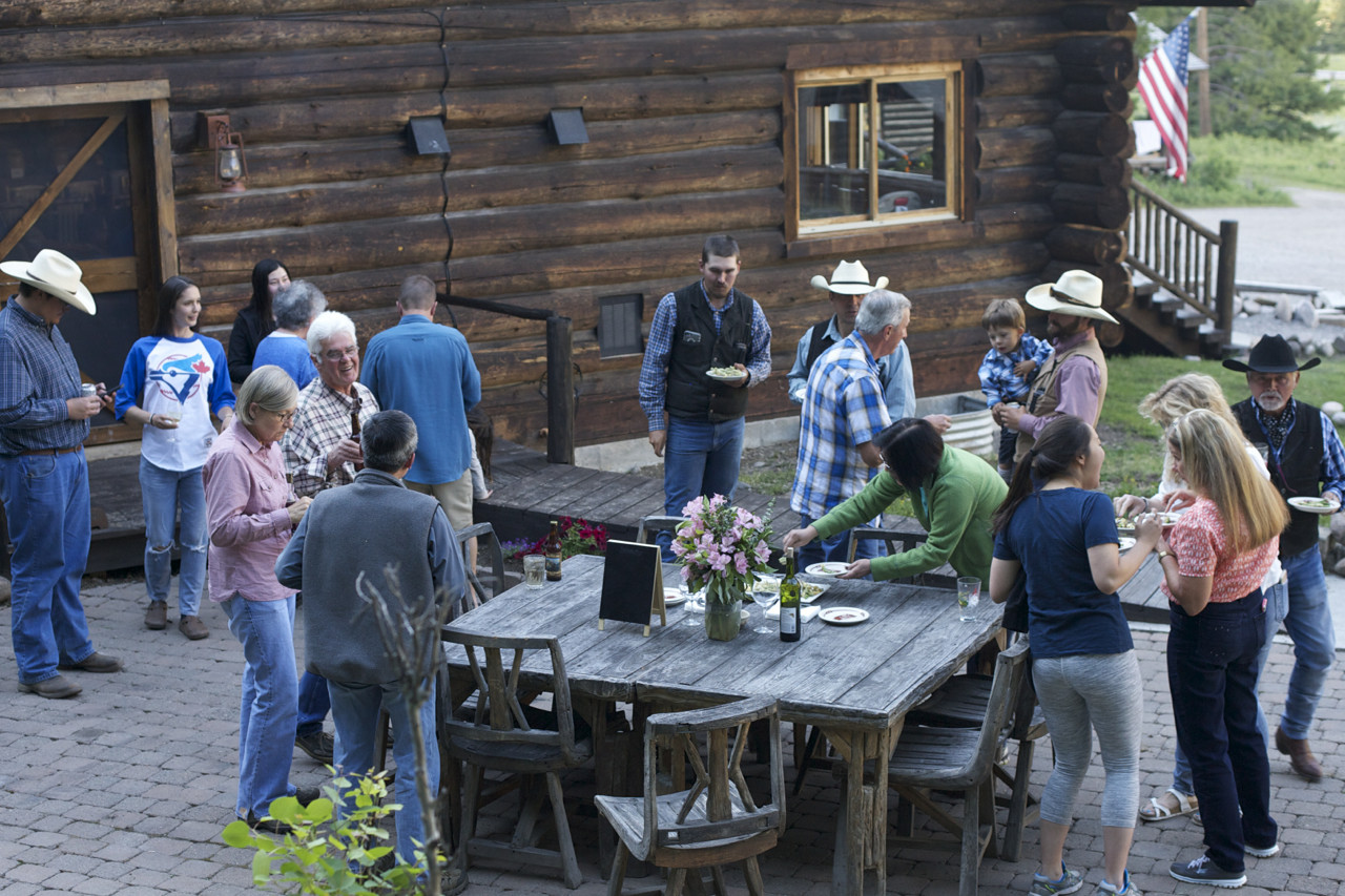 Montana Dude Ranch Vacation Packages - Covered Wagon Ranch Covered ...