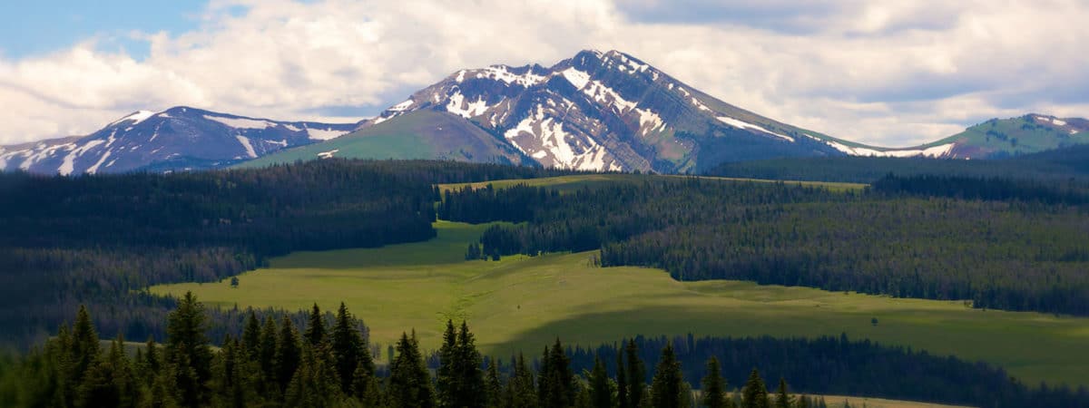 Get Away to Gallatin Gateway MT and Covered Wagon Ranch